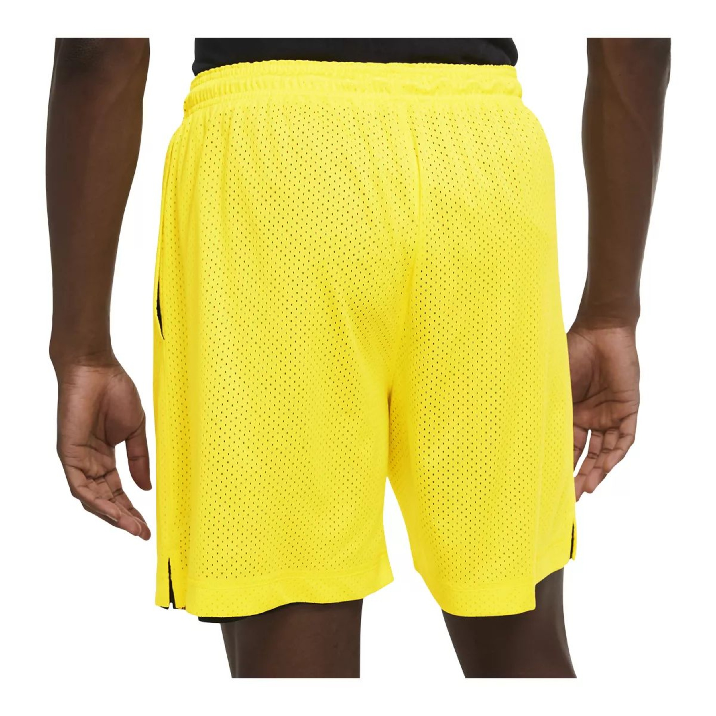 Nike Men's Standard Issue Mesh Shorts | SportChek