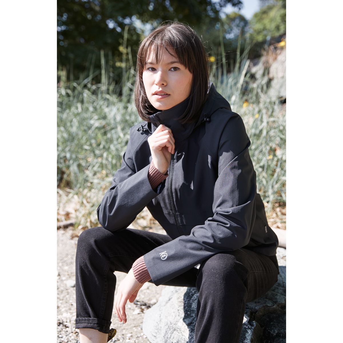 Tentree Women's Nimbus Short Rain Jacket | SportChek